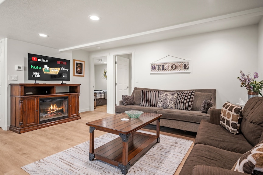 Grand Ogden Lodge, Hot Tub, Close To Ski Resorts 6 Br | 5 Baths | Hot Tub - Willard Bay State Park, Willard