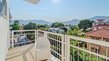 Quarto Deluxe, vista para o mar | Terraço/pátio interior