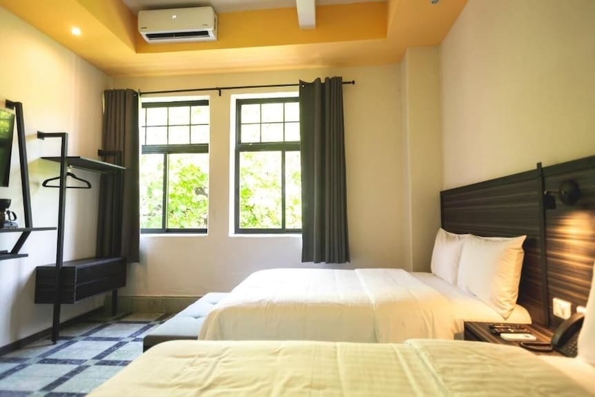 Double Comfort Meets City Fun: Pool Stay Near Méridas Best Sights - Mérida