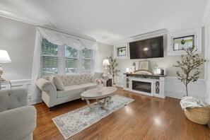 Casa, 3 quartos | Área de estar | Smart TV, serviços de streaming