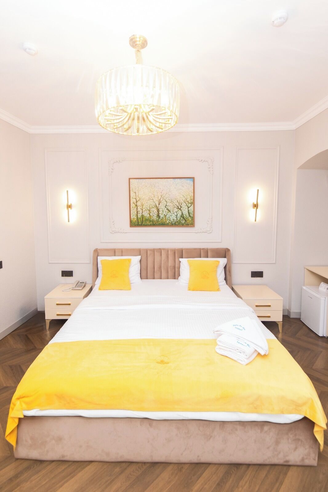 Quarto Duplo Deluxe, Vista para a cidade | Cofre no quarto, com decoração personalizada 