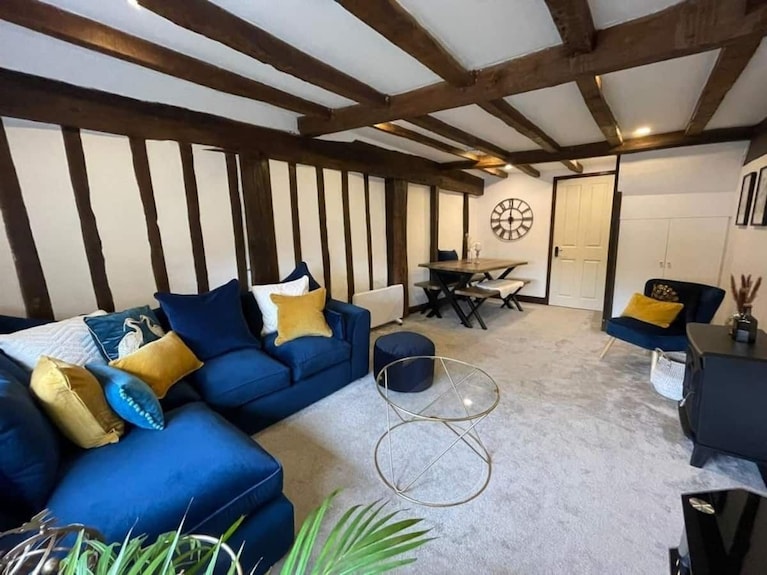 Town Centre Cottage Stay - East Sussex