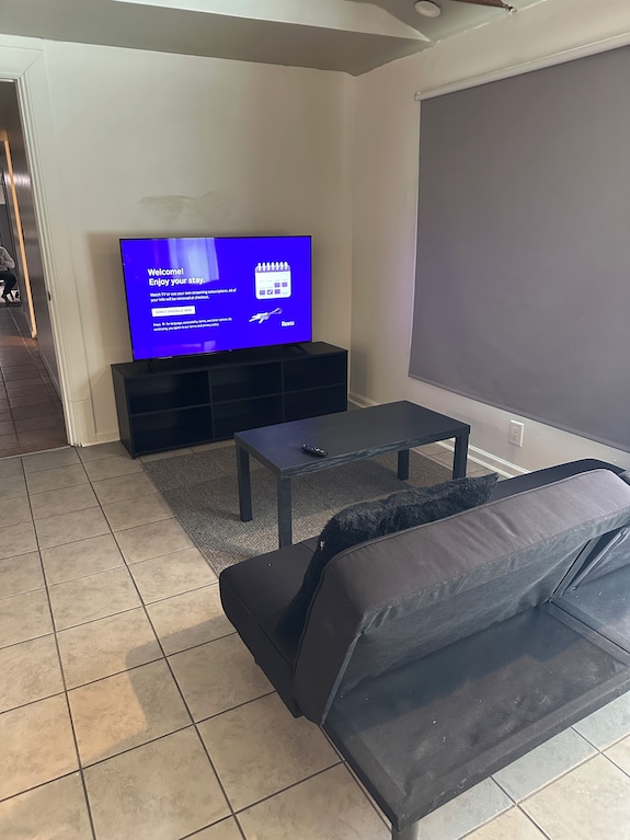 Private House 1 Bedroom 1 Bath Ground-floor - Warren, OH