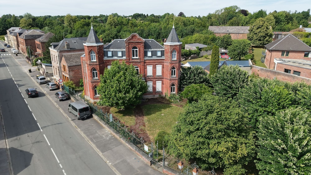 Le Petit Château Avesnois - Avesnes-sur-Helpe