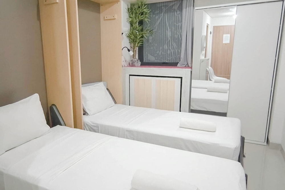 Small Studio (No Kitchen) Apartment At Bandaraya - Tallasa City Makassar - Makassar