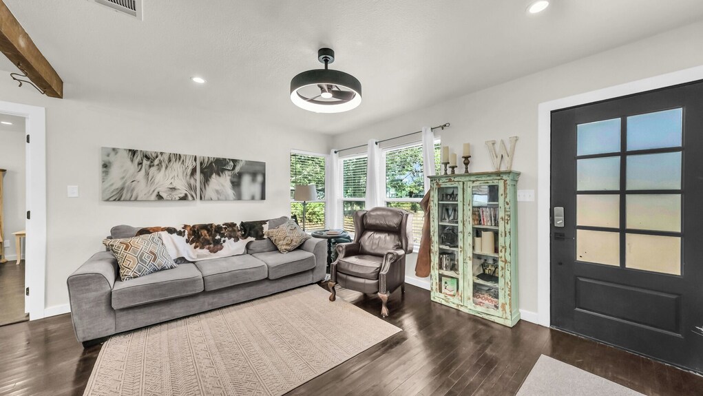 The Country Cottage - Family Friendly Home Just Minutes From Weatherford! - Weatherford, TX