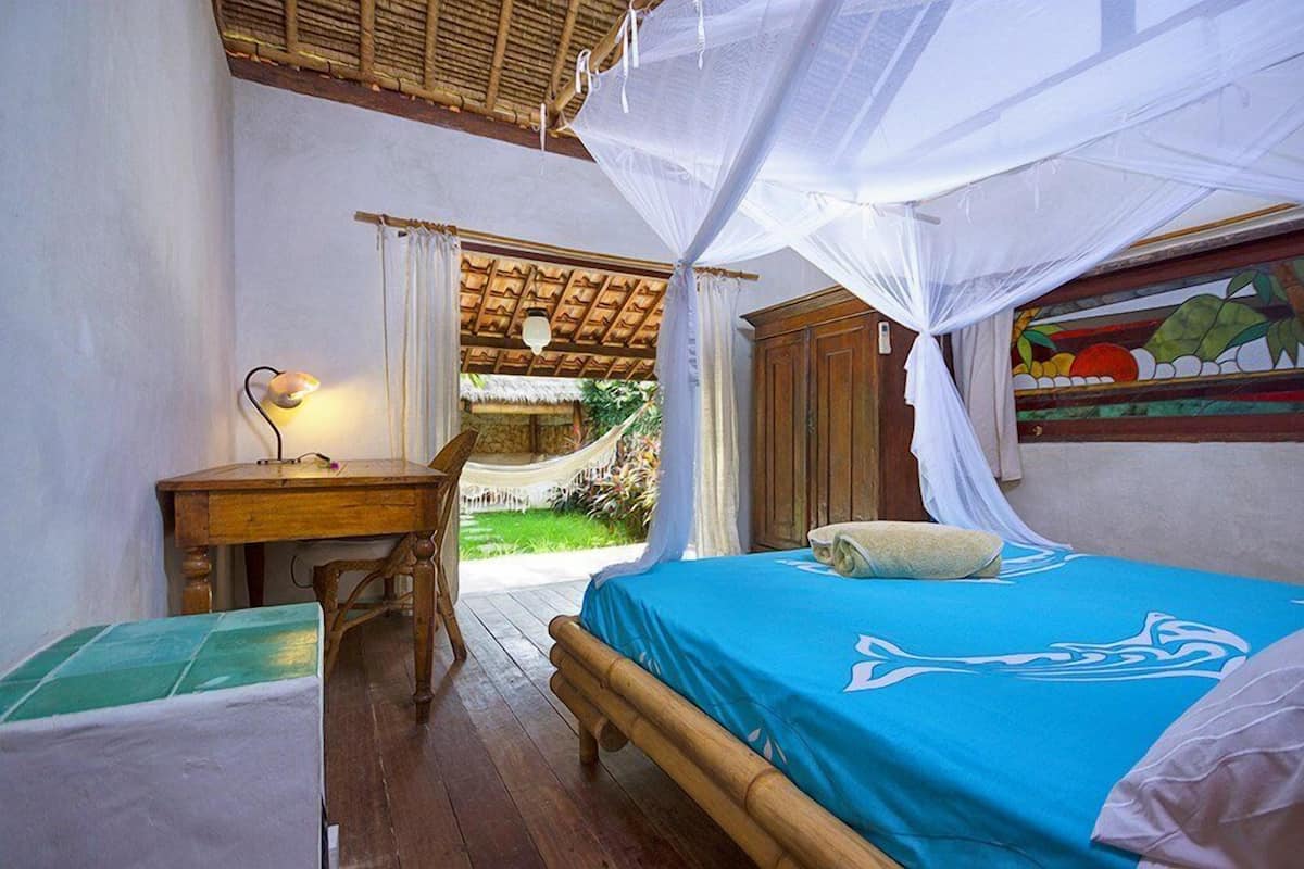 Bungalow Deluxe, vista para o jardim | Wi-fi grátis, roupa de cama fornecida