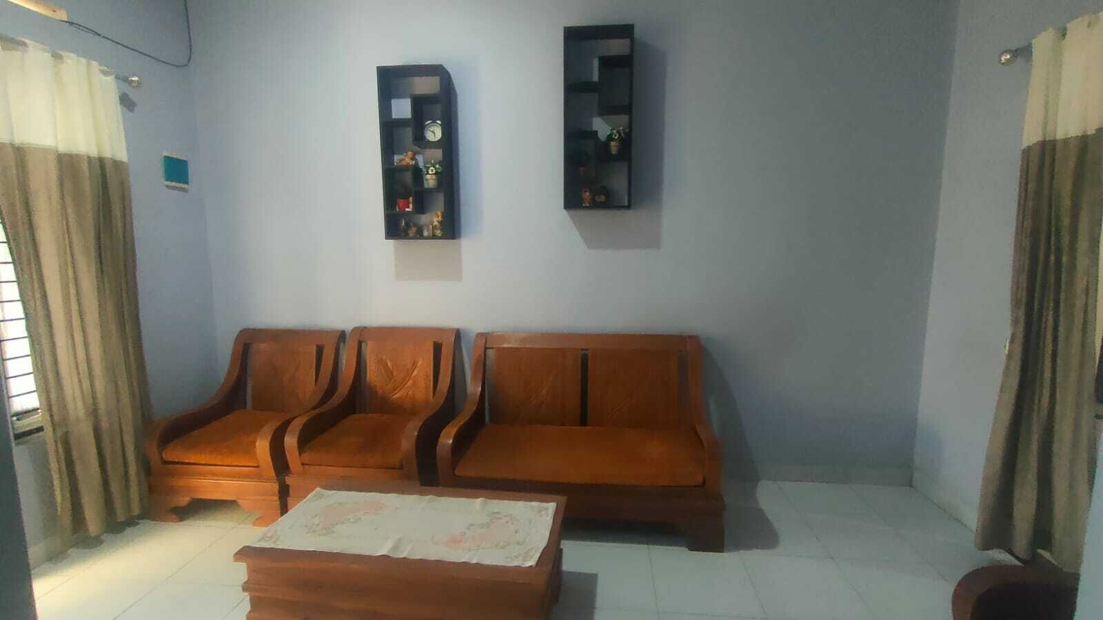 Lovely 3-bedroom House With Ac In Mataram - Mataram
