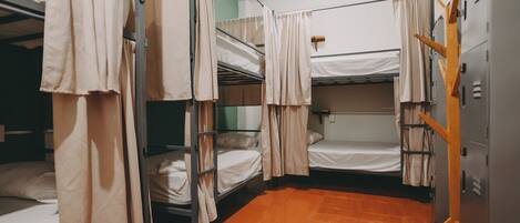 Dormitório Partilhado Nobre | Roupa de alta qualidade, Wi-fi grátis, roupa de cama fornecida