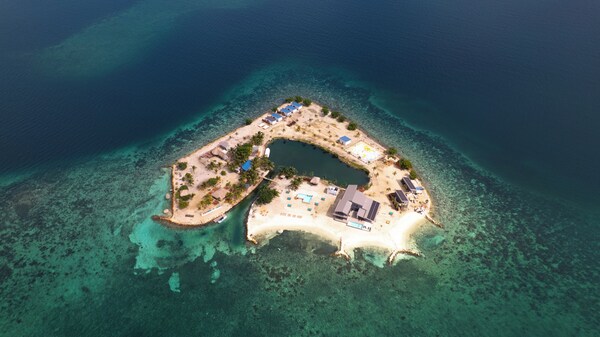 Bullock Island, Belize - Placencia