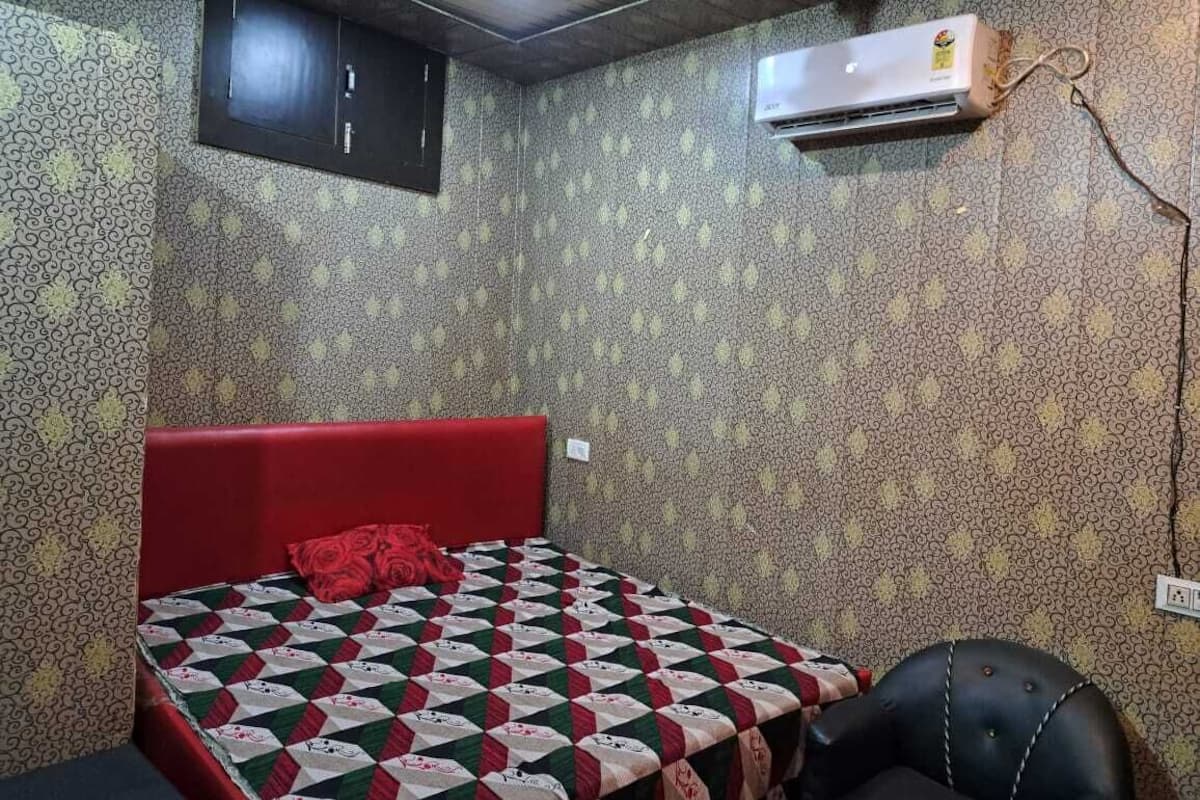 Quarto Deluxe | Camas desdobráveis, Wi-fi grátis, roupa de cama fornecida