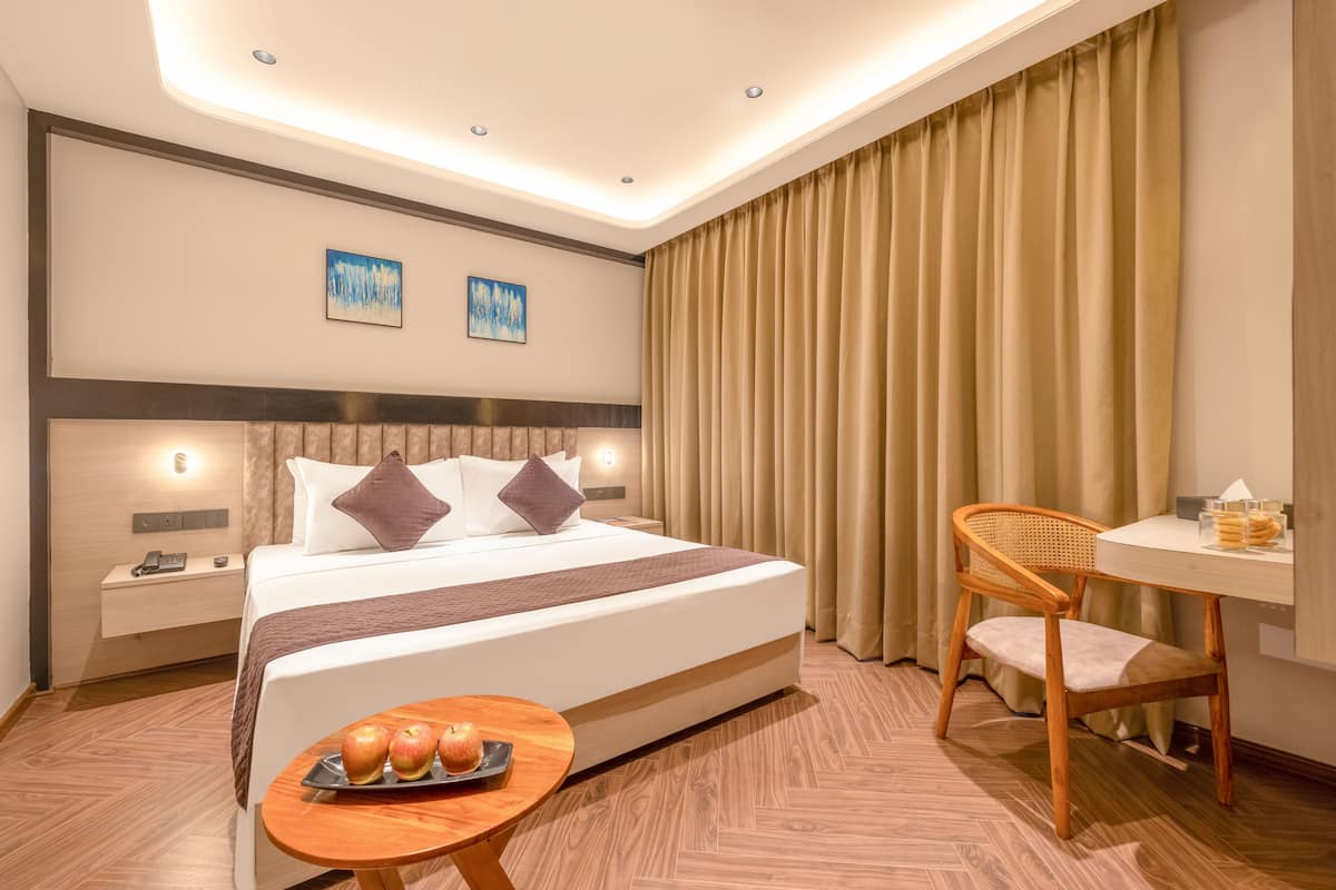 Quarto luxo, vista para a cidade | Wi-Fi de cortesia