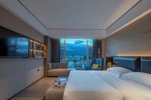 Suite Comfort, Vista para a cidade | Minibar grátis, secretária 