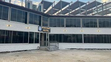 Fachada da propriedade