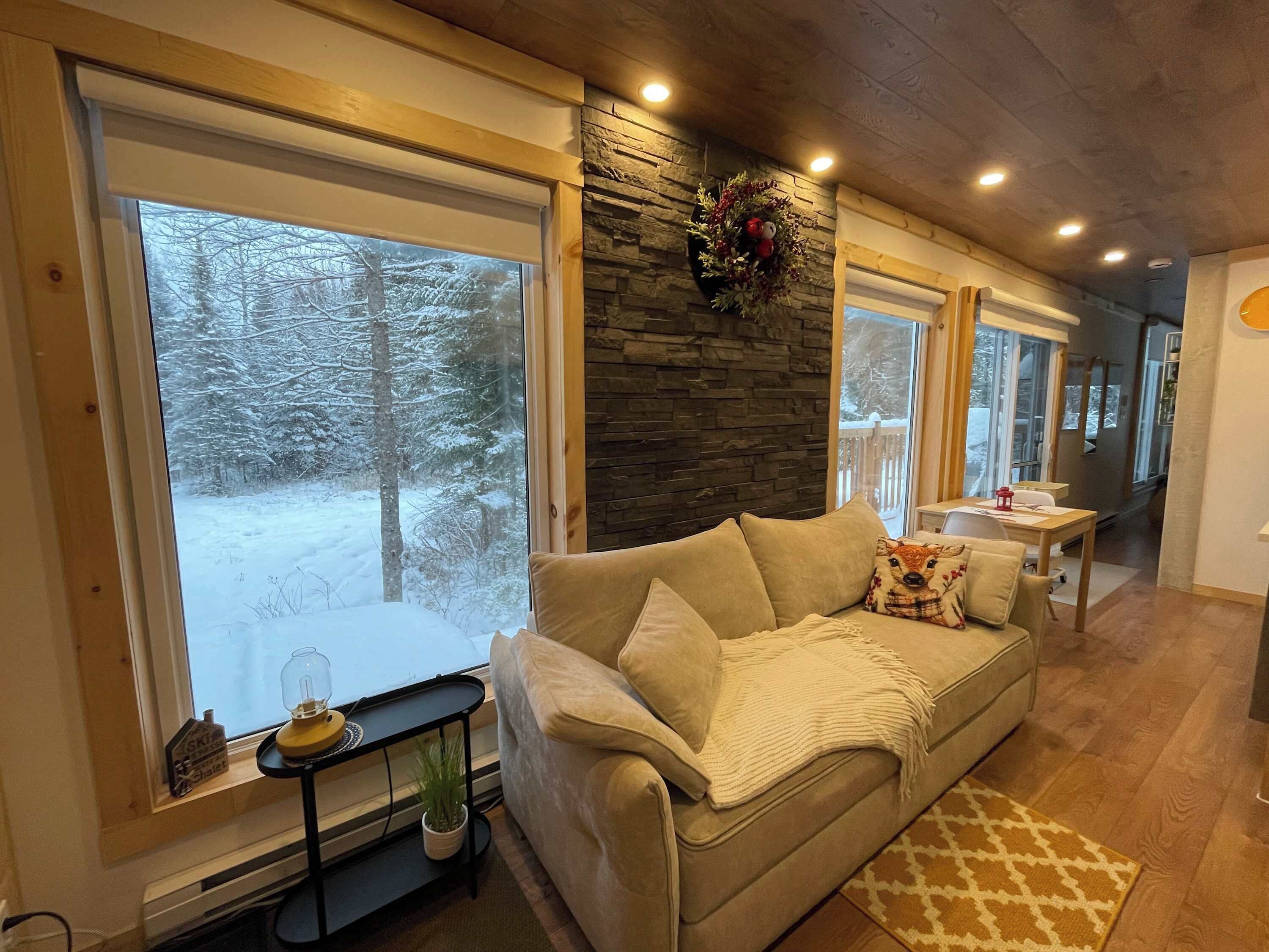 Spa & River View - Le Conteneur Cache - Quebec