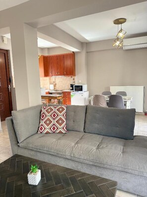 Casa | 2 quartos, internet de alta velocidade 