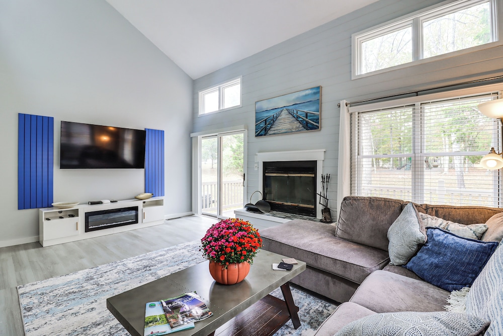 Family Gem W/ Deck Across From Shawnee Mountain! - Hope, NJ