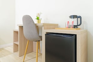 Quarto casal standard | Área de estar