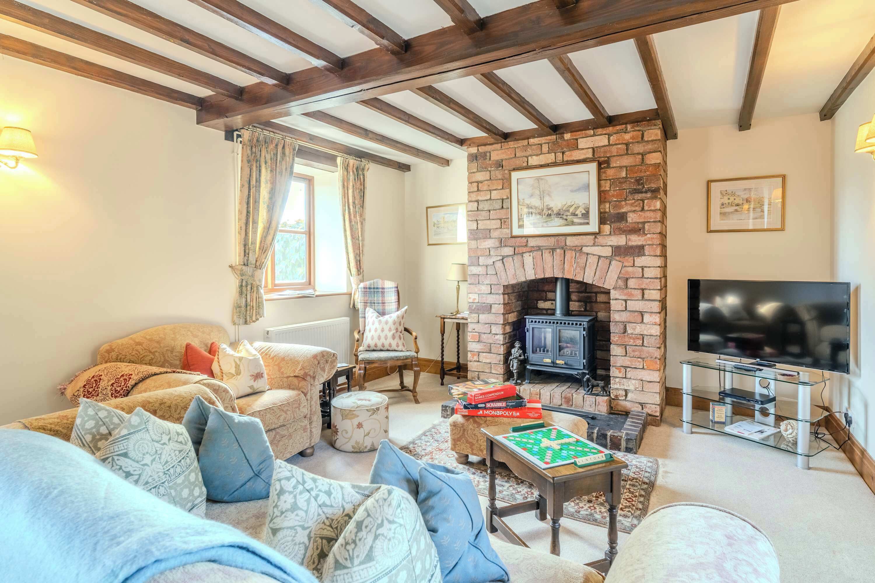 Elm End Cottage - Farm Retreat - Nr Broadway - Winchcombe
