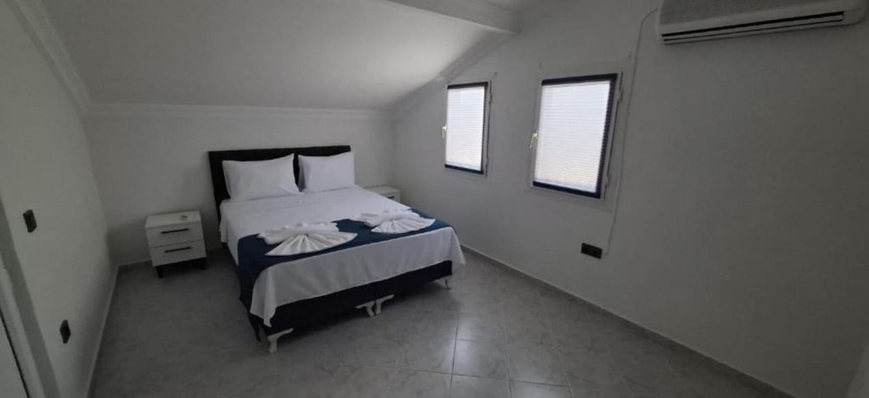 Bizim Kelebek Otel - Suite With Balcony - Çalış Beach