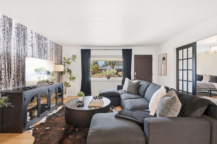 Moody Modern Getaway | Walk To Csu & City Park - Fort Collins, CO