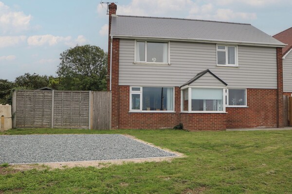 Walmer Court Farmhouse - Deal