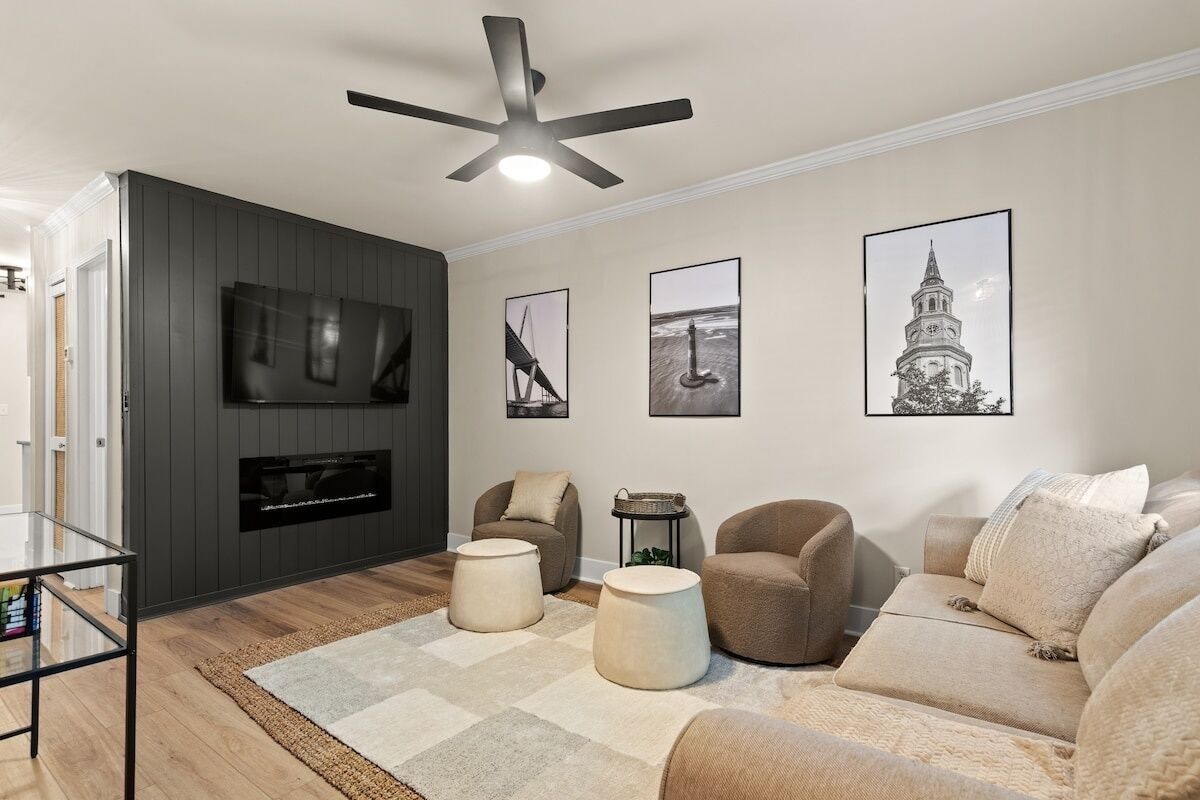 Entire Townhome Near Downtown Charleston & Airport - Charleston, SC