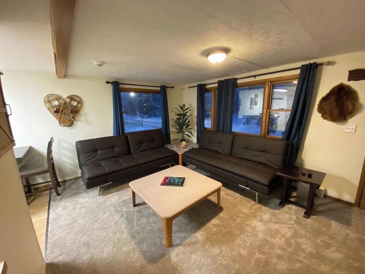 Alaskana - Walk To Downtown, 3 Bedroom Upper Apt - Fairbanks, AK