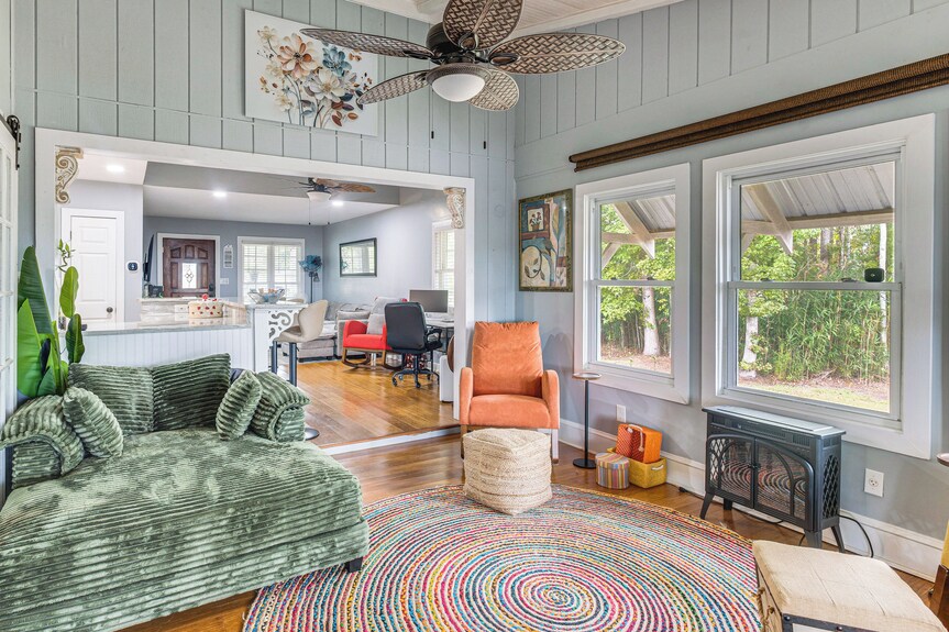 Fish, Swim & Grill: Lakefront Carolina Home! - Lake Waccamaw, NC