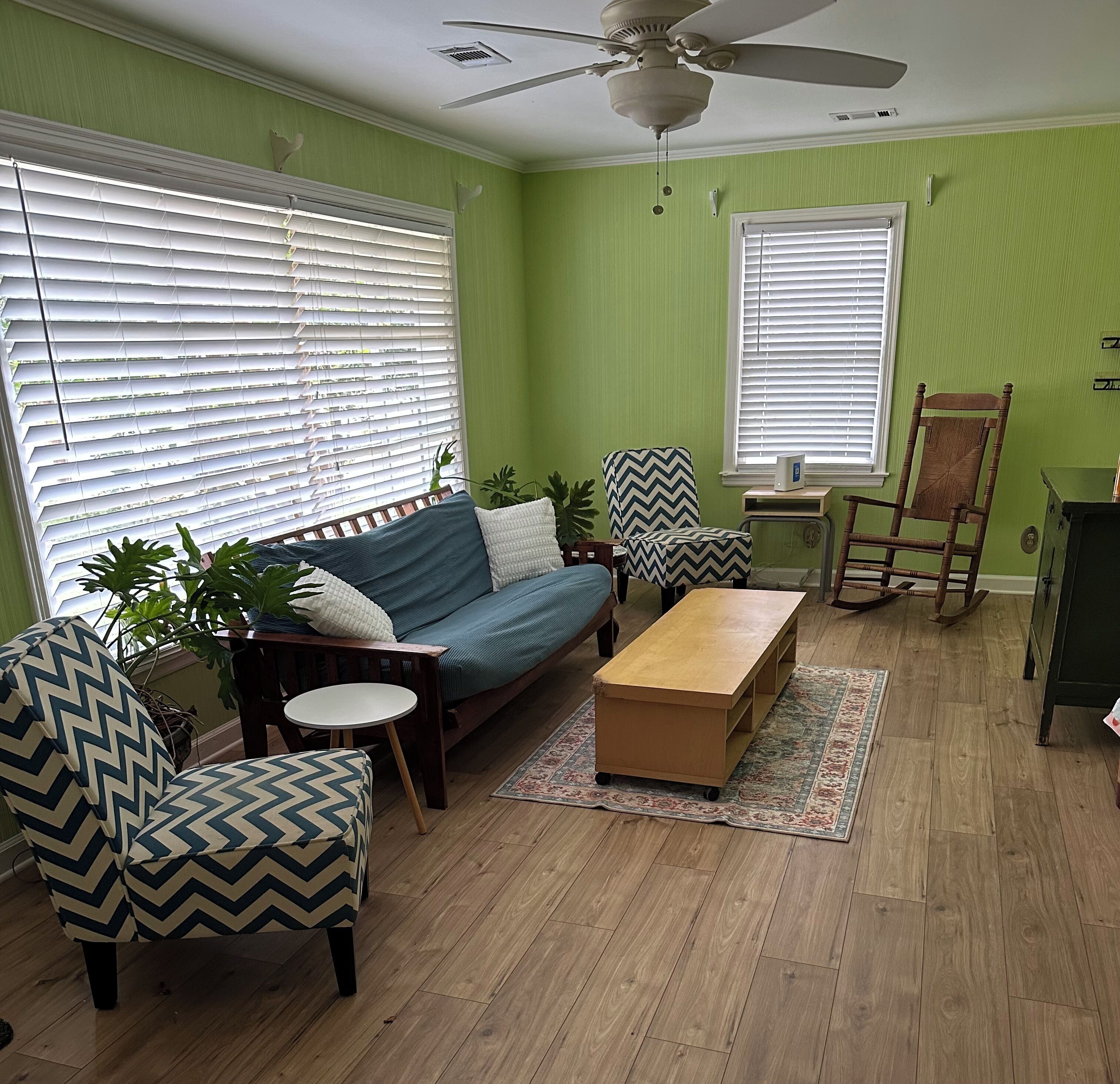 Walk To The Game And/or The Square! Cozy Home With Screened-in Back Porch. - Oxford, MS