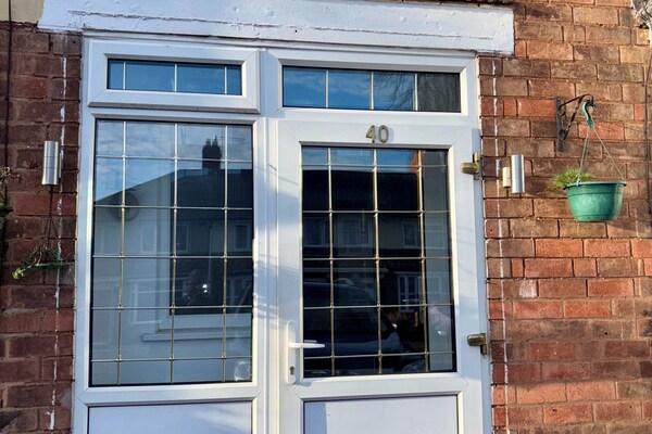 4 Bed House-sleeps 7-free Parking - Birmingham