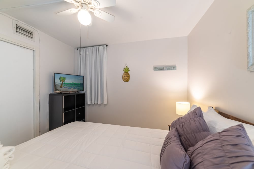Ocean Oasis-New Listing-4th Floor of West Tower! - Panama City Beach | Vrbo