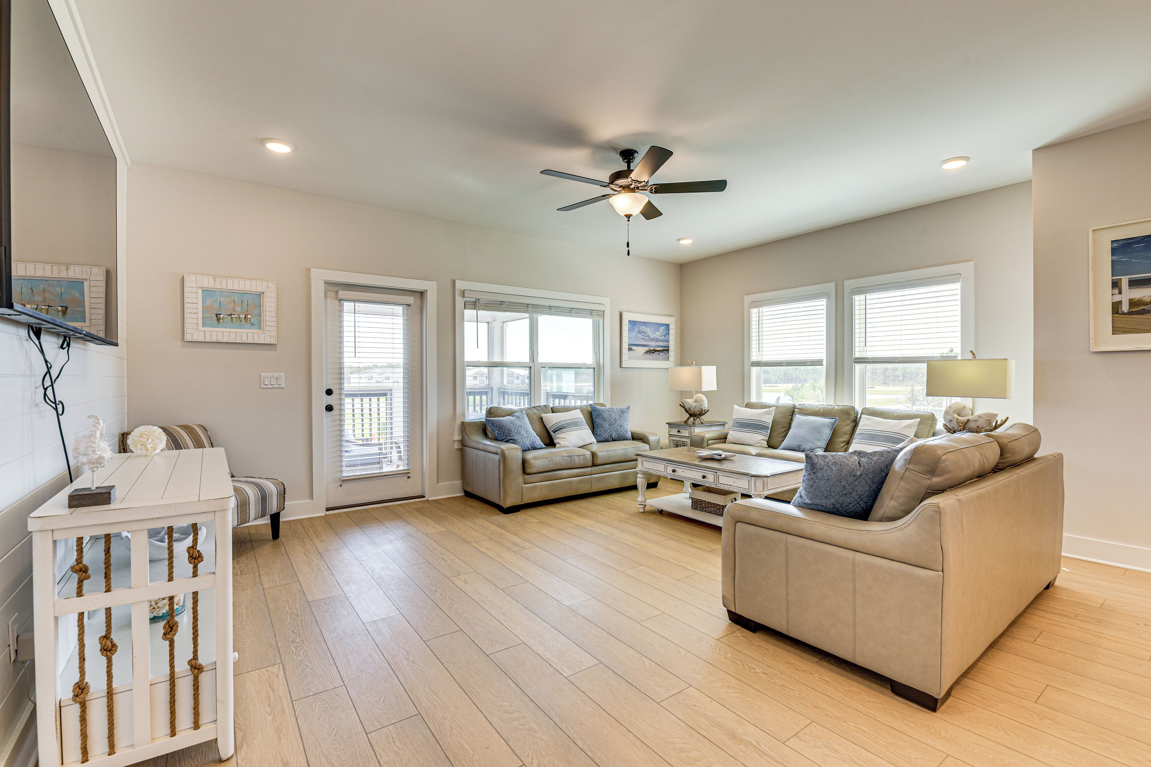 Easy Beach Access: New Pcb Retreat W/ Resort Pool! - Panama City Beach, FL