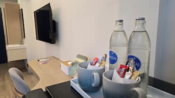 Quarto Duplo Premier | Secretária adequada para computadores portáteis