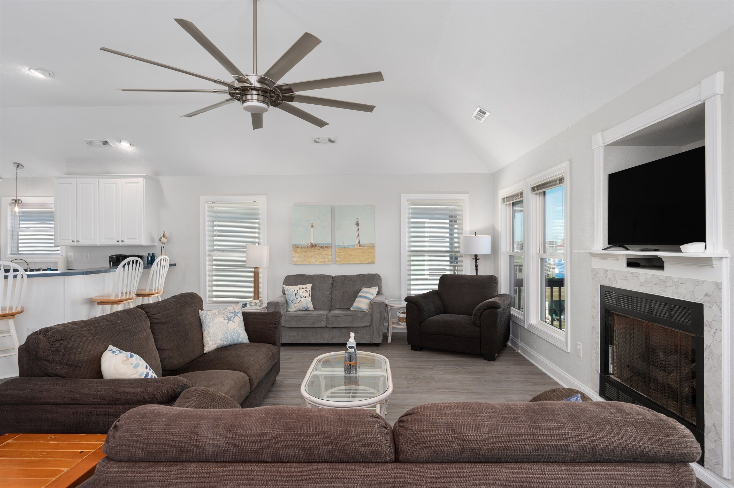 Ocean & Sound Views! Walk To Beach! Pool, Hot Tub - Nags Head, NC