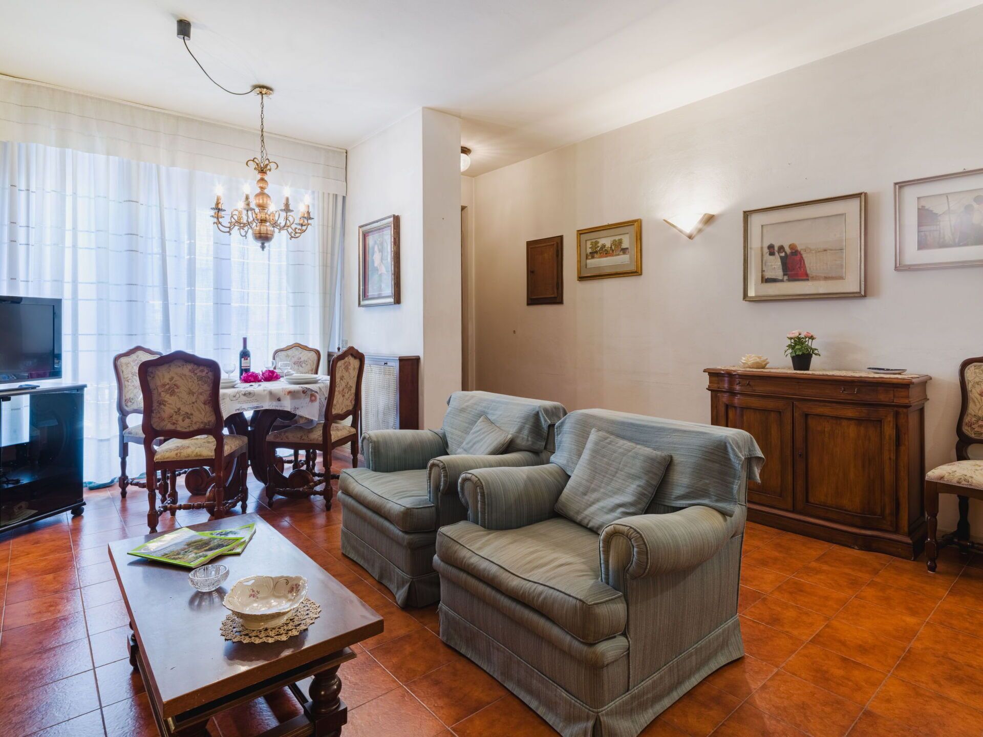 Estupenda Casa De Vacaciones  Para 8 Personas Con A/c, Tv Y Patio - Viareggio