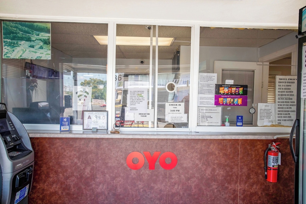 Comfortable Stay with Cozy King Bed + Easy Access to Local Attractions ...