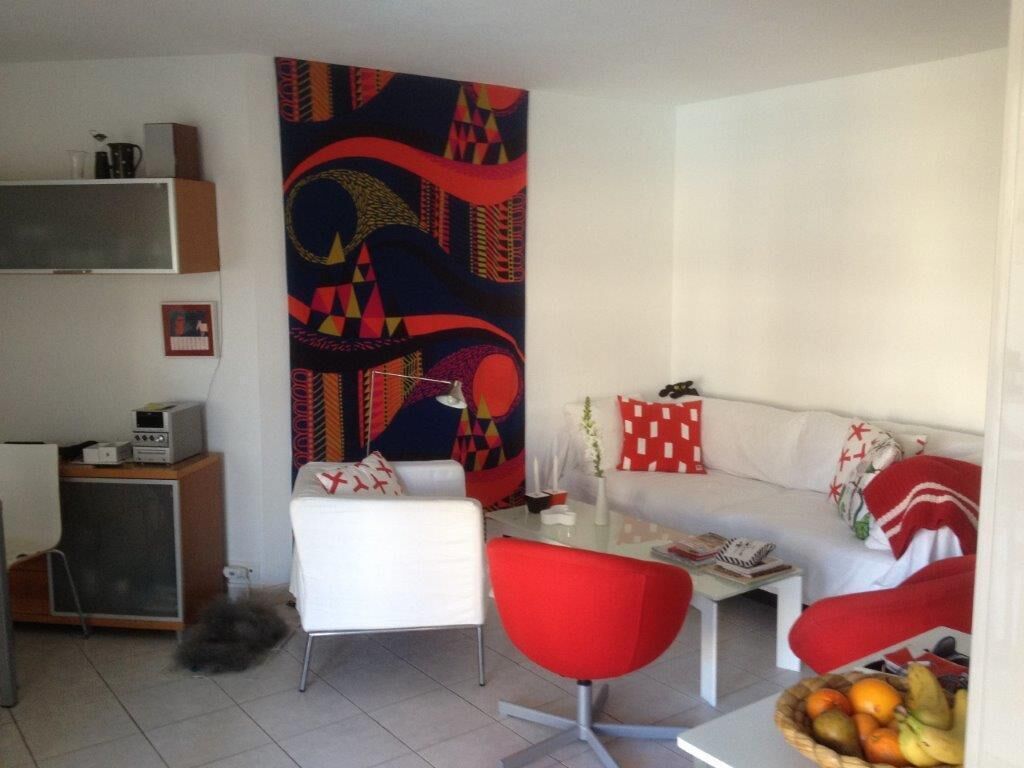 A Stone's Throw From The Sea - Cozy Apartment With Lovely Balcony. Pool In The House! - Nice