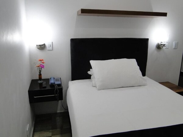 Hotel Esmeralda Plaza - Zipaquirá