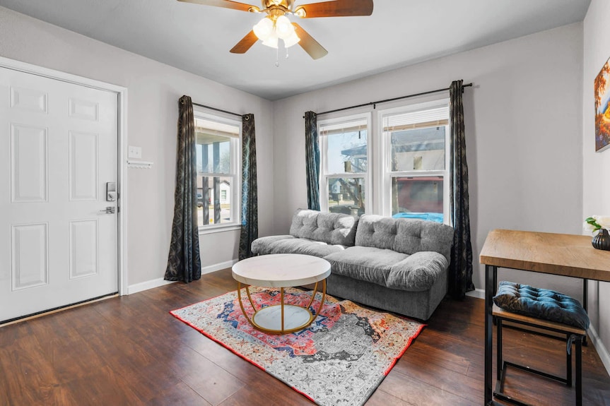 Stylish 1-bedroom Retreat In Fort Worth - Fairmount-Southside Historic District - Fort Worth