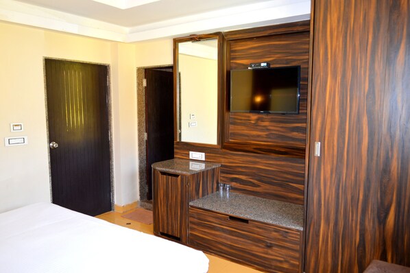 Quarto Duplo Deluxe | Wi-fi grátis, roupa de cama fornecida 