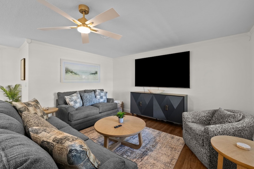 Upscale 3-bedroom House With Ac, Pool, And Putting Green In South Tampa - Tampa, FL