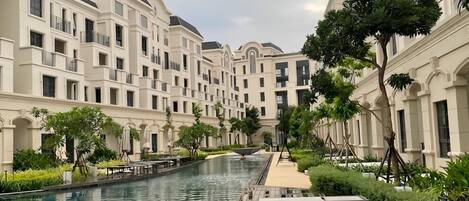 15 piscinas exteriores