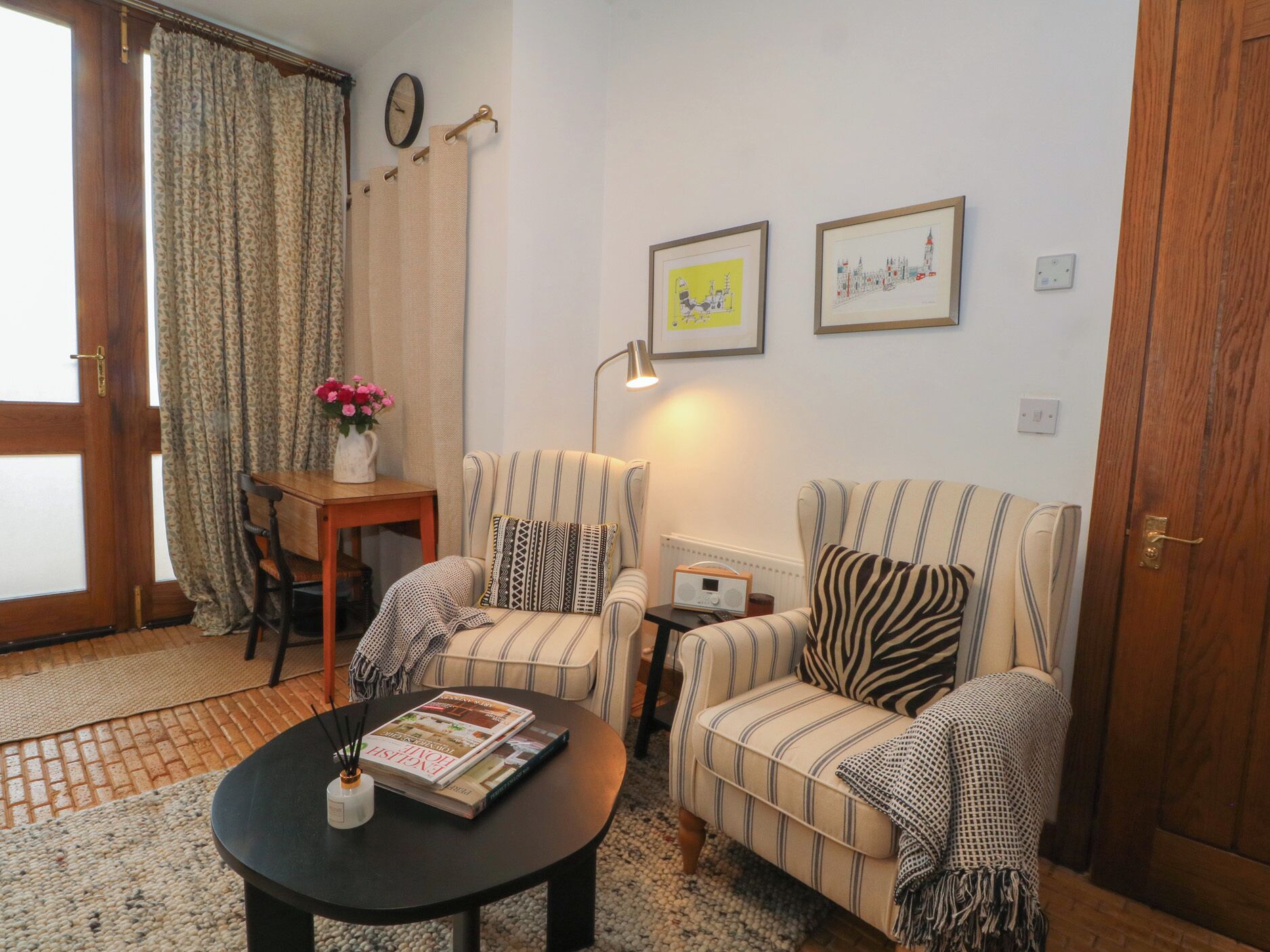 Diamond Lodge, Pet Friendly, Luxury Holiday Cottage In Great Haywood - Stafford (UK)