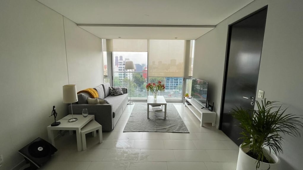 Departamento En Parques Polanco Muy Cómodo Con Acceso A Centro Comercial. - Ciudad de México