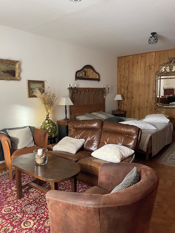 Cet Hébergement De Charme Offre Un Accès Direct Dans La Nature Dans Le Vercors - Massif du Vercors