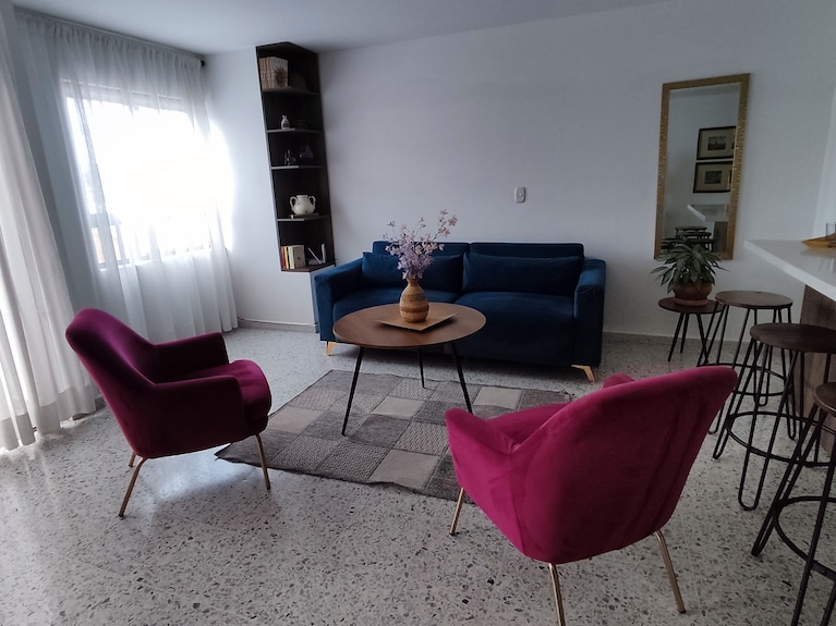 Central Y Espacioso Apartamento En Rionegro - Rionegro