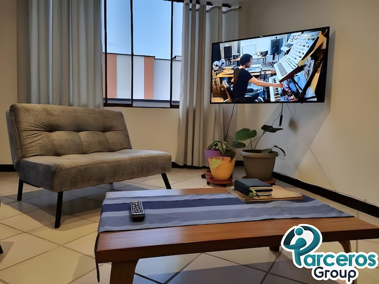 Parceros Group-apartamento Vacacional De 3 Habitaciones, Piso 5, Centro Pereira - Pereira