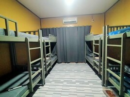 Com decoração personalizada, com mobília individualizada, Wi-fi grátis 