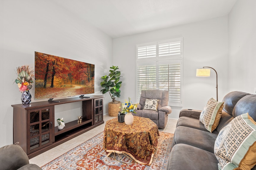 Elegant & Quiet 4br Home 7 Beds 2.5ba Near 71 Fwy - 치노